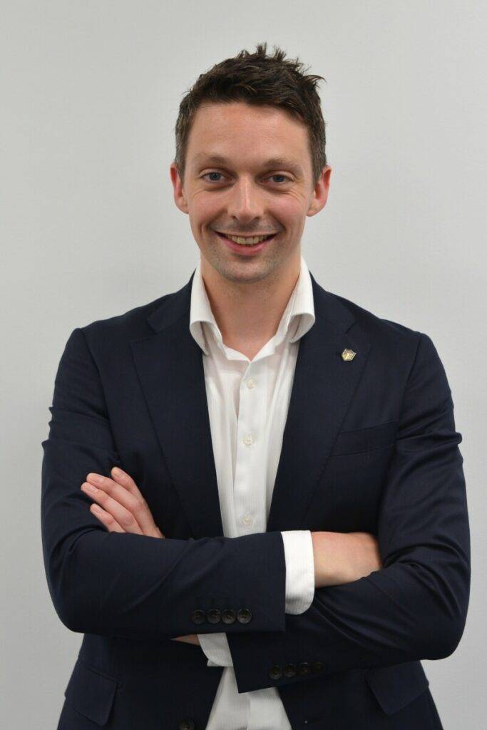 Oliver Bennett | Titan Healthcare